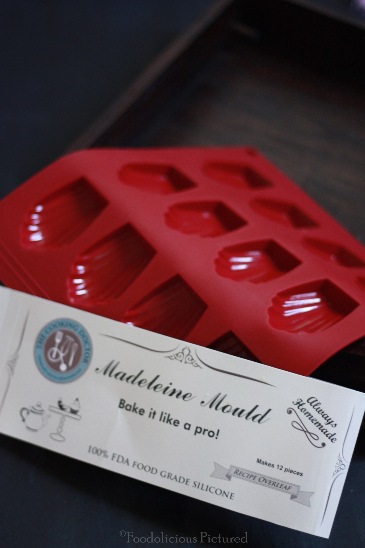 Madeleine and review of the Madeleine mould by The Cooking Doctor ...