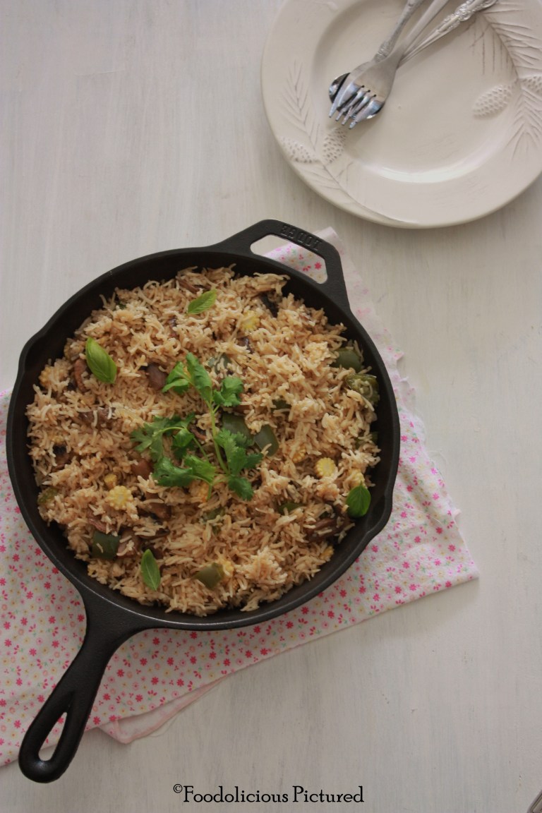 Mushroom and baby corn pilaf – Foodolicious Pictured