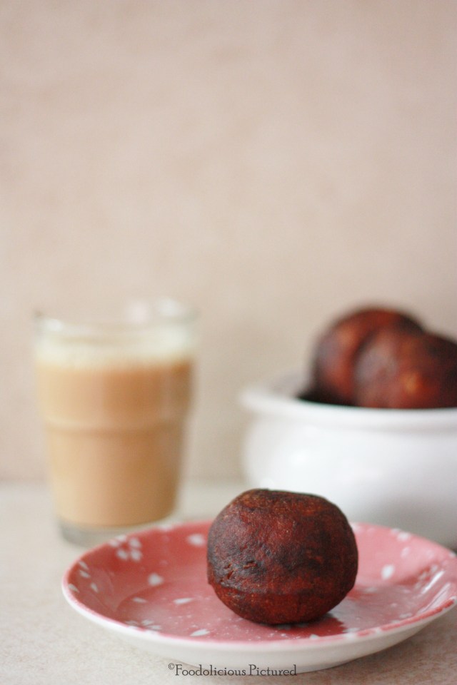 Undan pori – a teatime snack from Kerala – Foodolicious Pictured