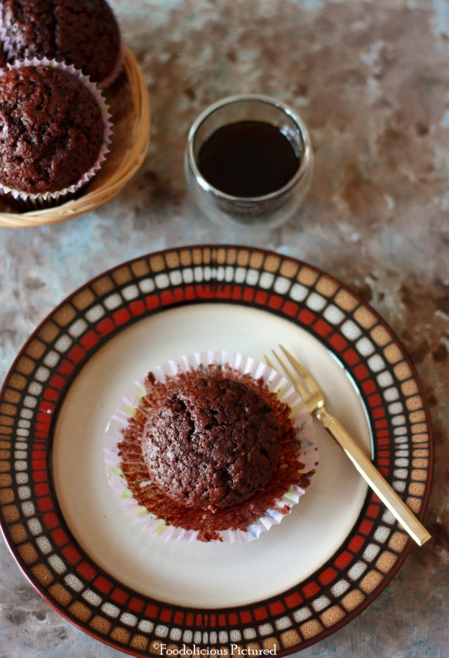 Chocolate coffee muffins – Foodolicious Pictured