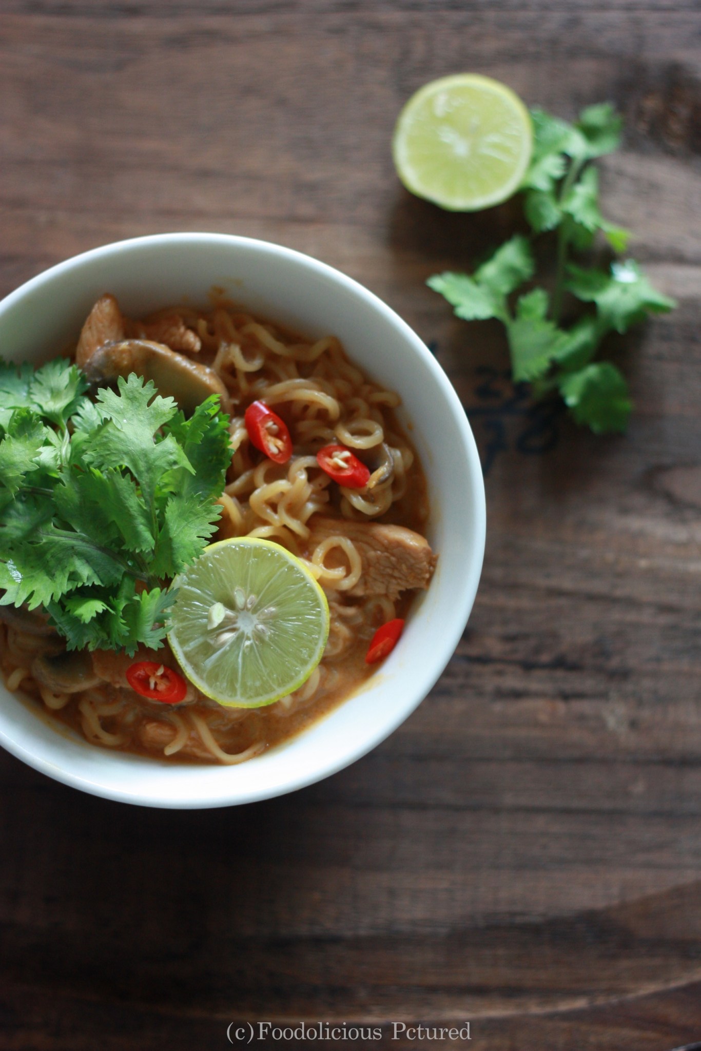Thai red curry noodles – Foodolicious Pictured